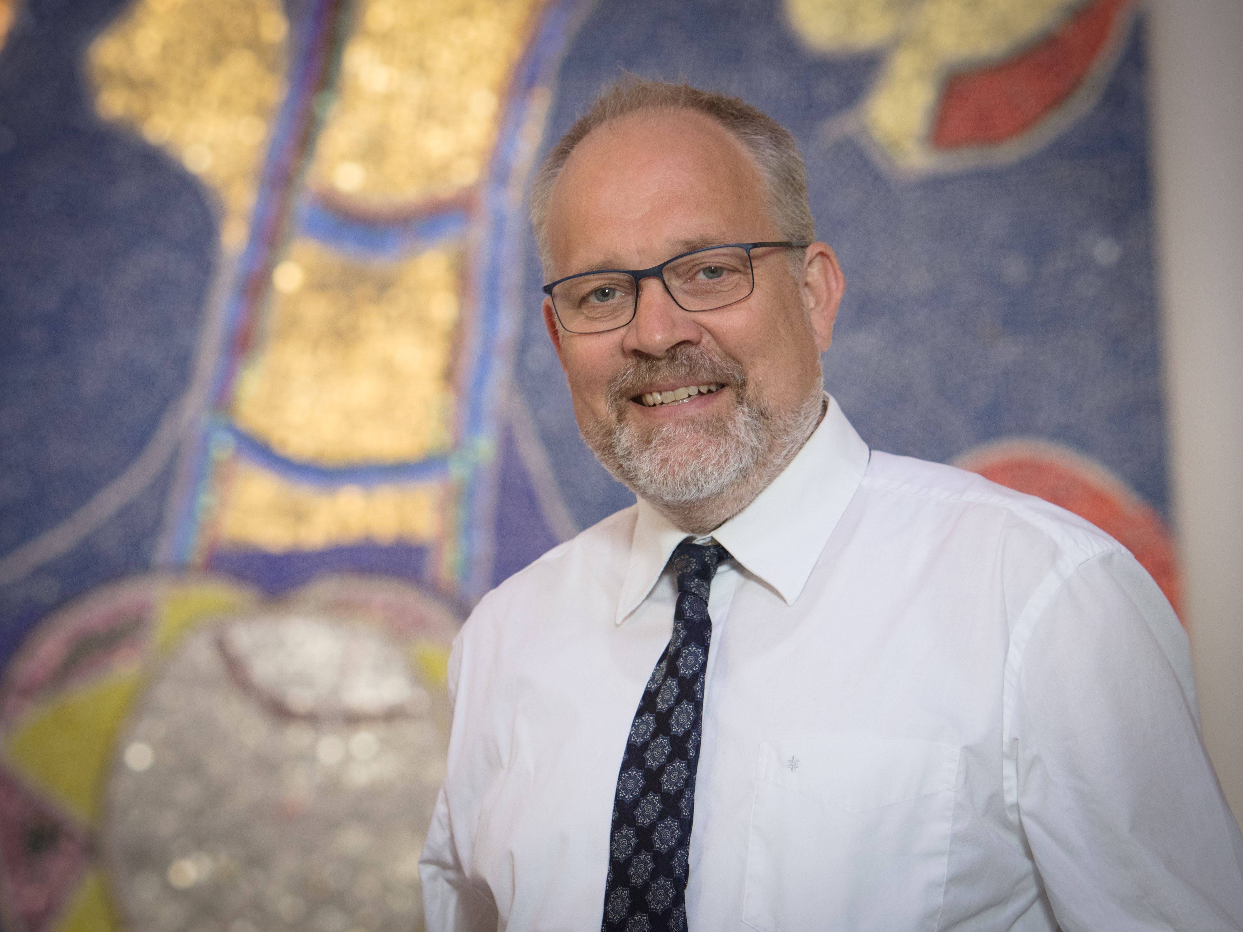 Elof Westergaard: Vi skal prædike fred i en tid med krig - Folkekirkens ...